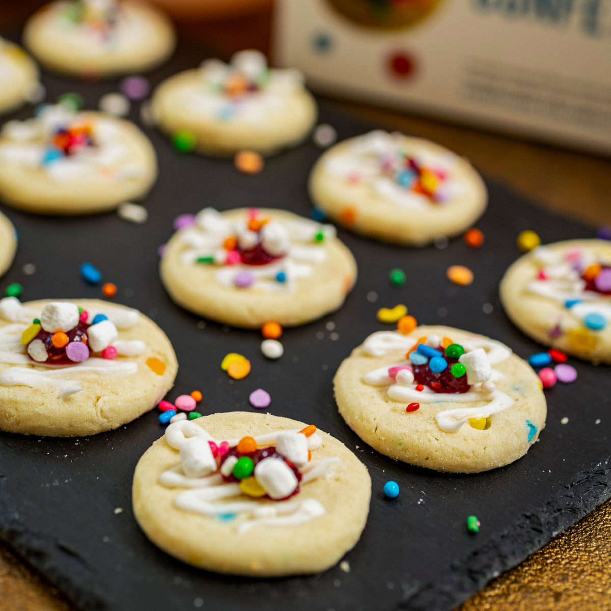 Snackable Ready for Confetti Crackerology Kit